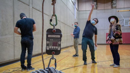 UO physicist combines science and rock climbing in signature course ...